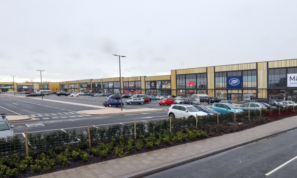 Tile Mountain heads for Liverpool Shopping Park | Retail Destination